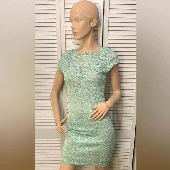 bebe | Dresses | Nwt Bebe Lace Dress Mint Green Size Medium | Poshmark